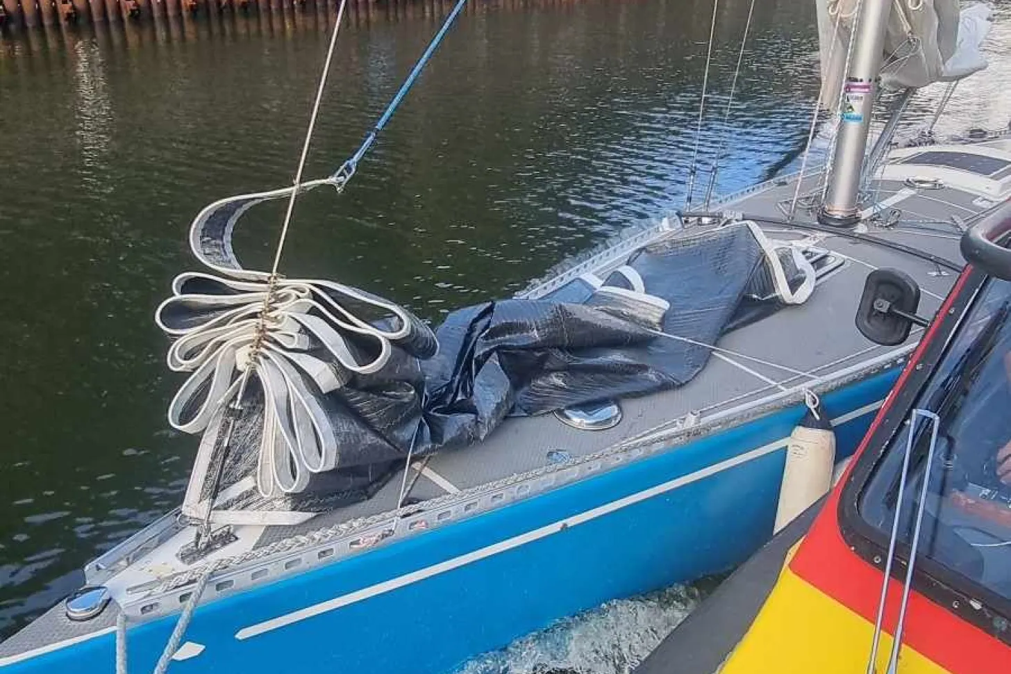 Bogsering med slussning, 5 aug 2024 - RS Södertälje
